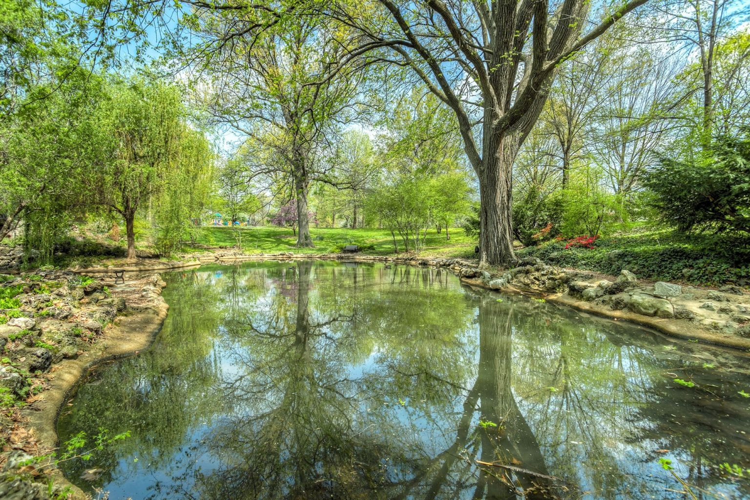 Ponds: Sensory Discovery Zones - Childhood By Nature