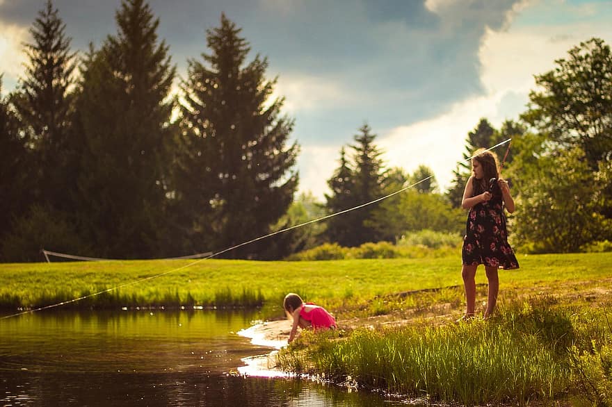 Ponds: Sensory Discovery Zones - Childhood By Nature
